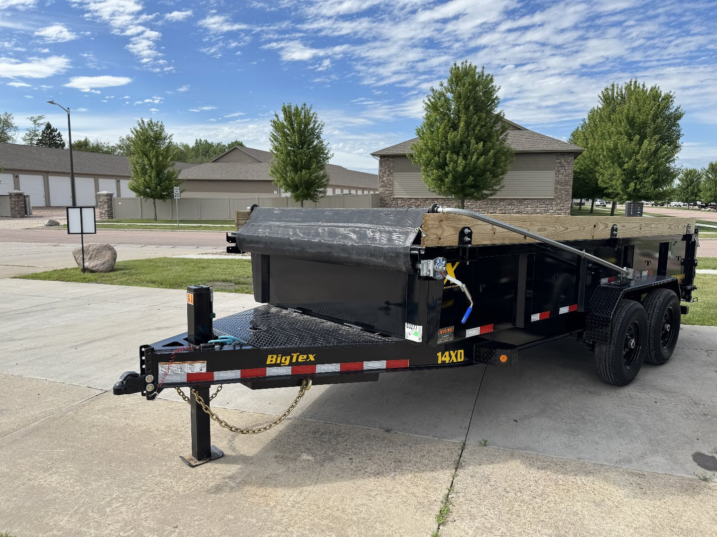 New 2025 Big Tex Trailers 14XD-16 Dump Trailer