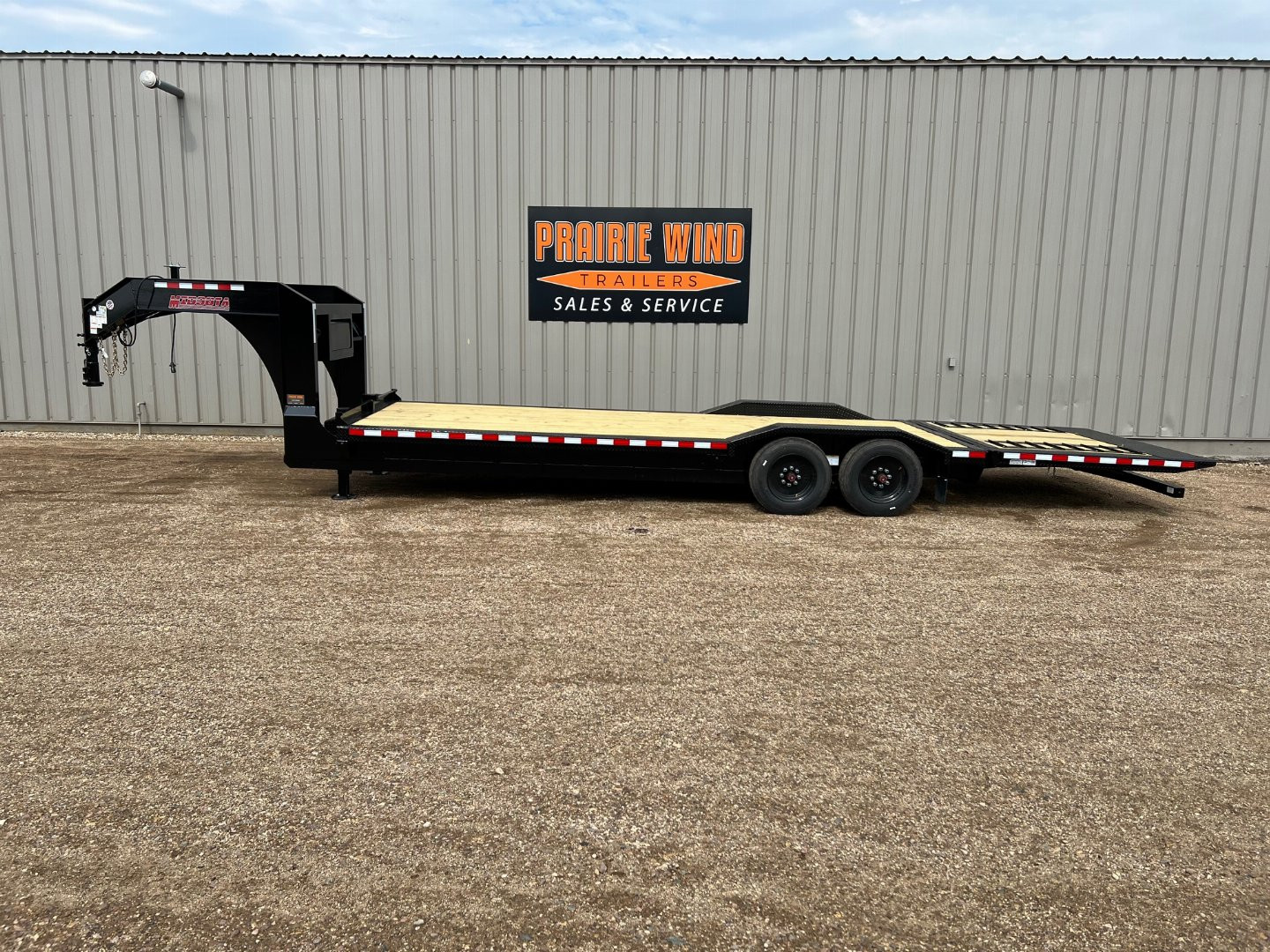 New 2025 Midsota STWB-26 GN Hydraulic Tail Equipment Trailer for sale ...