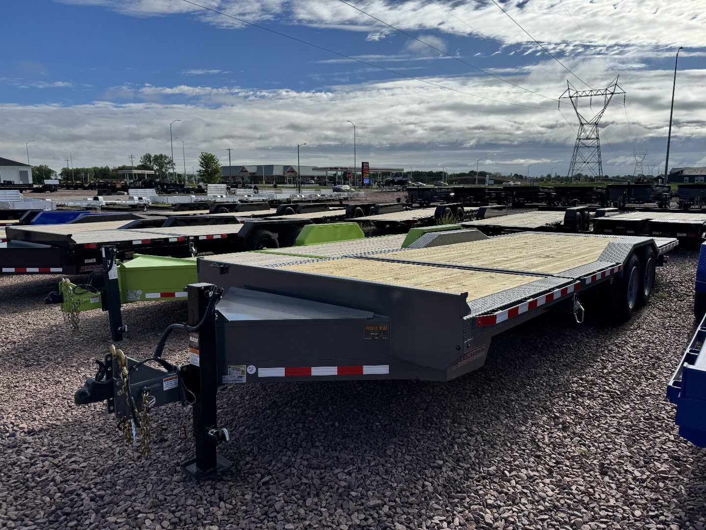 New 2025 Midsota TBWB-24 17.6K Tilt Trailer