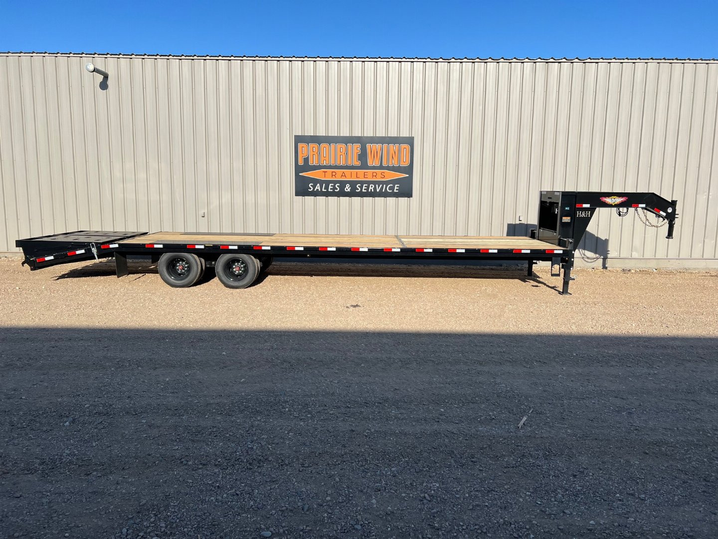New 2025 H&H Trailers 33' Tandem Dual Gooseneck Flatbed Trailer for ...