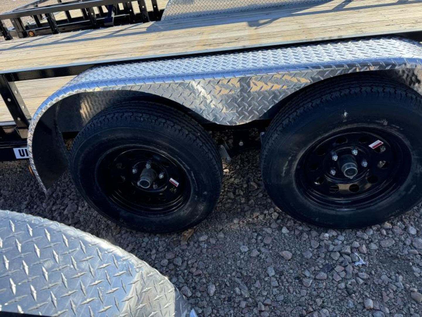 New 2025 PJ Trailers UL (18') Utility Trailer