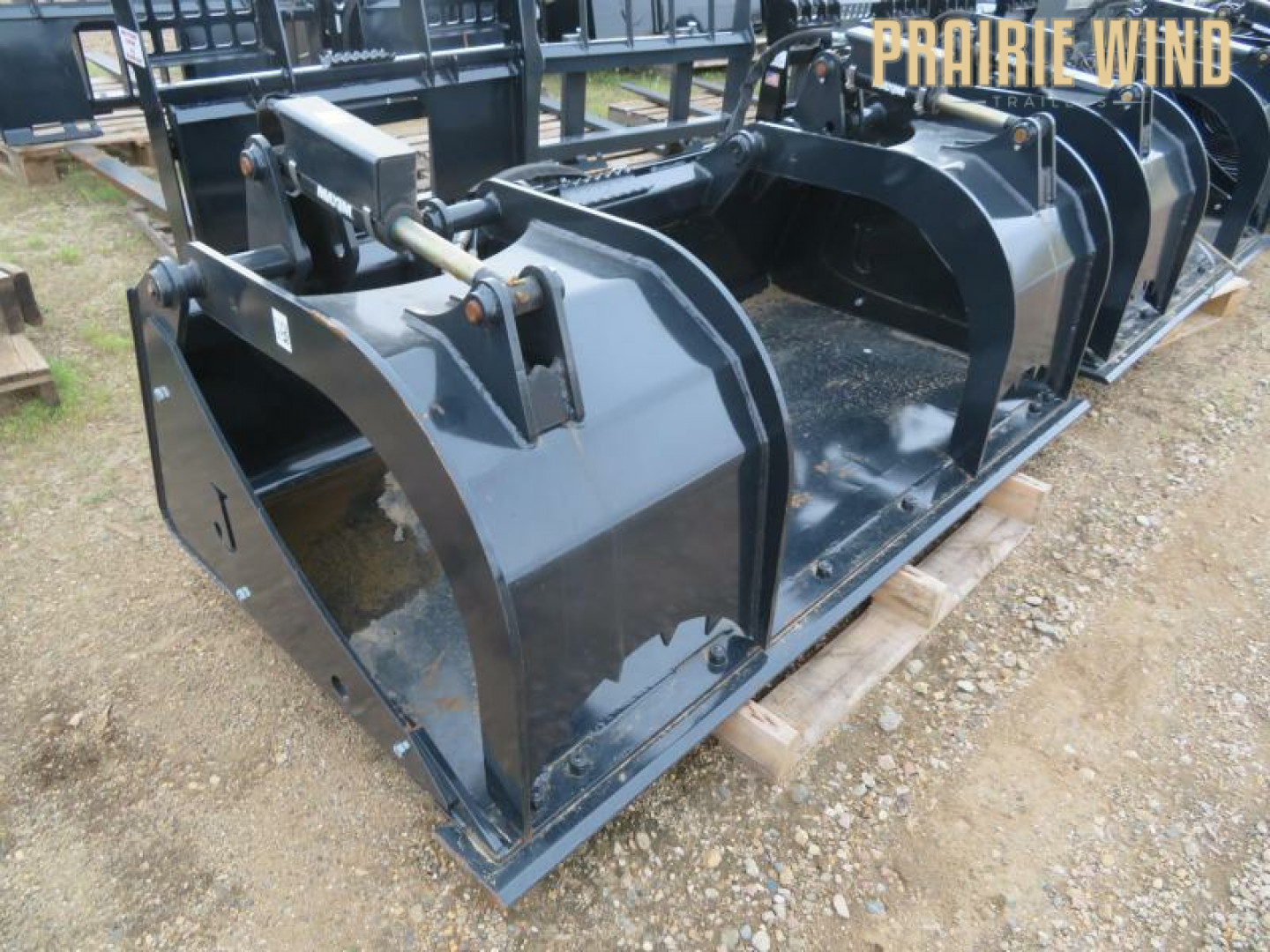 New New Jenkins 68 Skid Steer Flat Bottom Bucket with Grapple