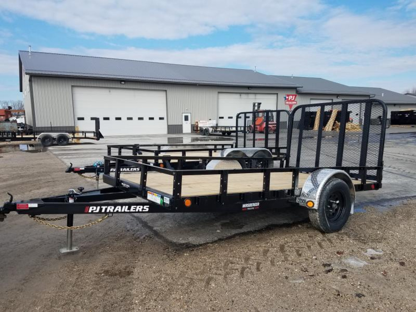 New 2025 PJ Trailers U2121 for sale in Hilbert, WI