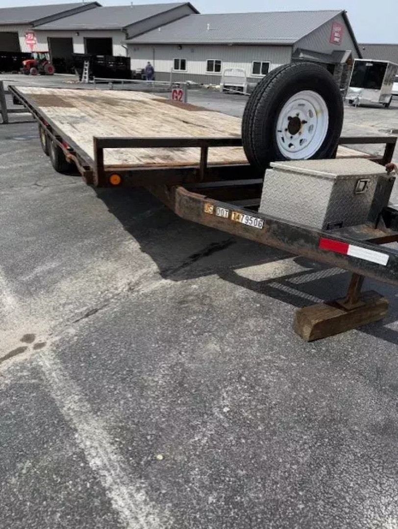 Used 2016 PJ Trailers L6202