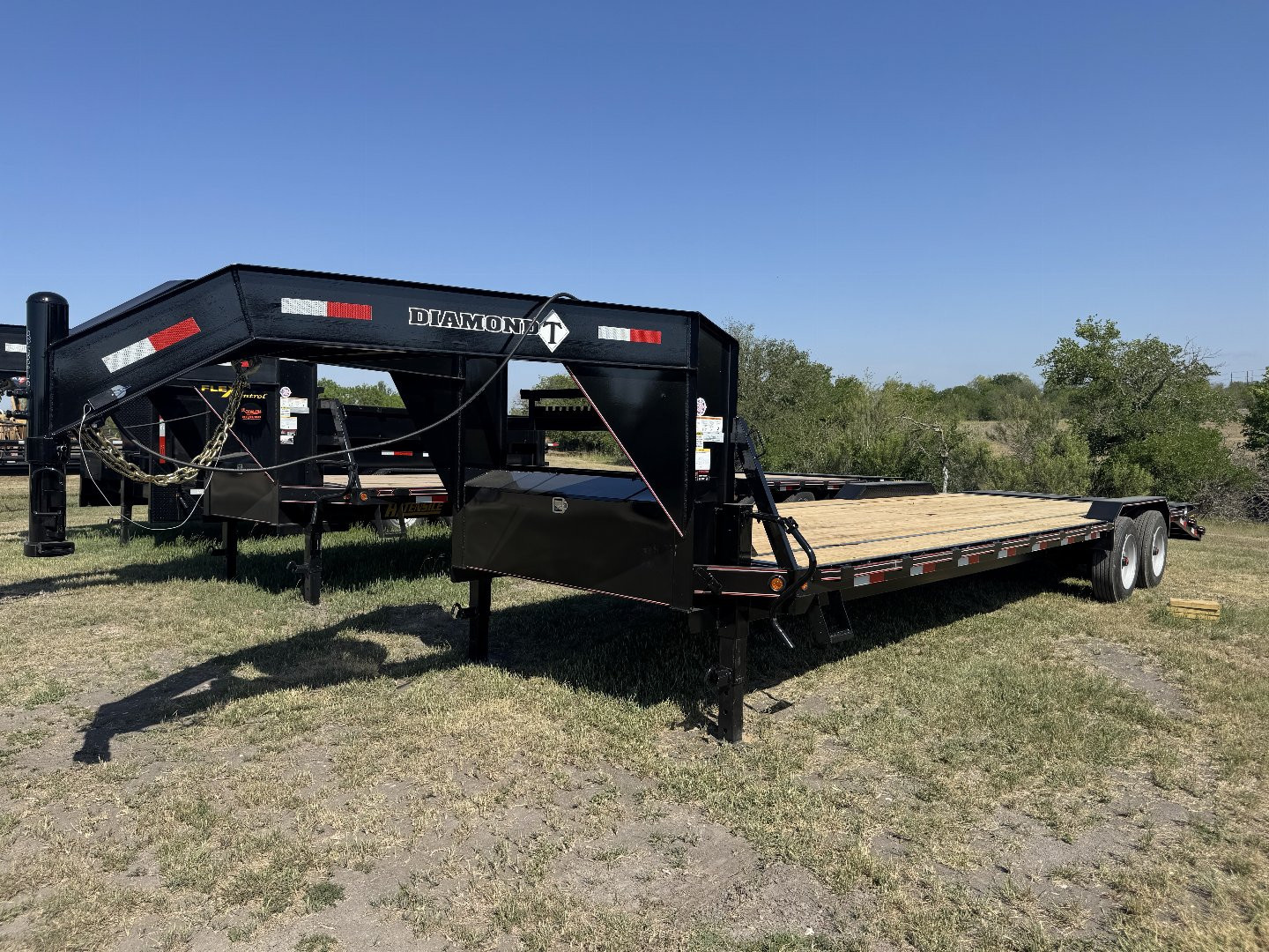 New 2025 Diamond T 10228SDSKPGN Equipment Trailer for sale in Marion, TX