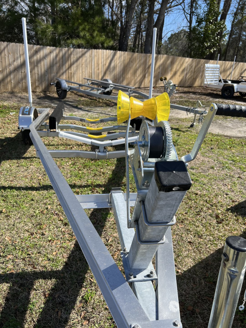 New 2025 Magic Tilt Trailers ALS1723 Boat Trailer