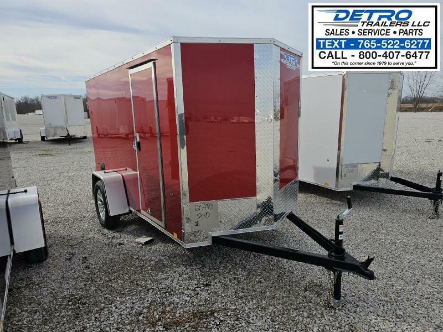 New 2025 BRIGHT RED Cargo Express EX DLX 5' x 10' 3K Ramp Door V-nose ...