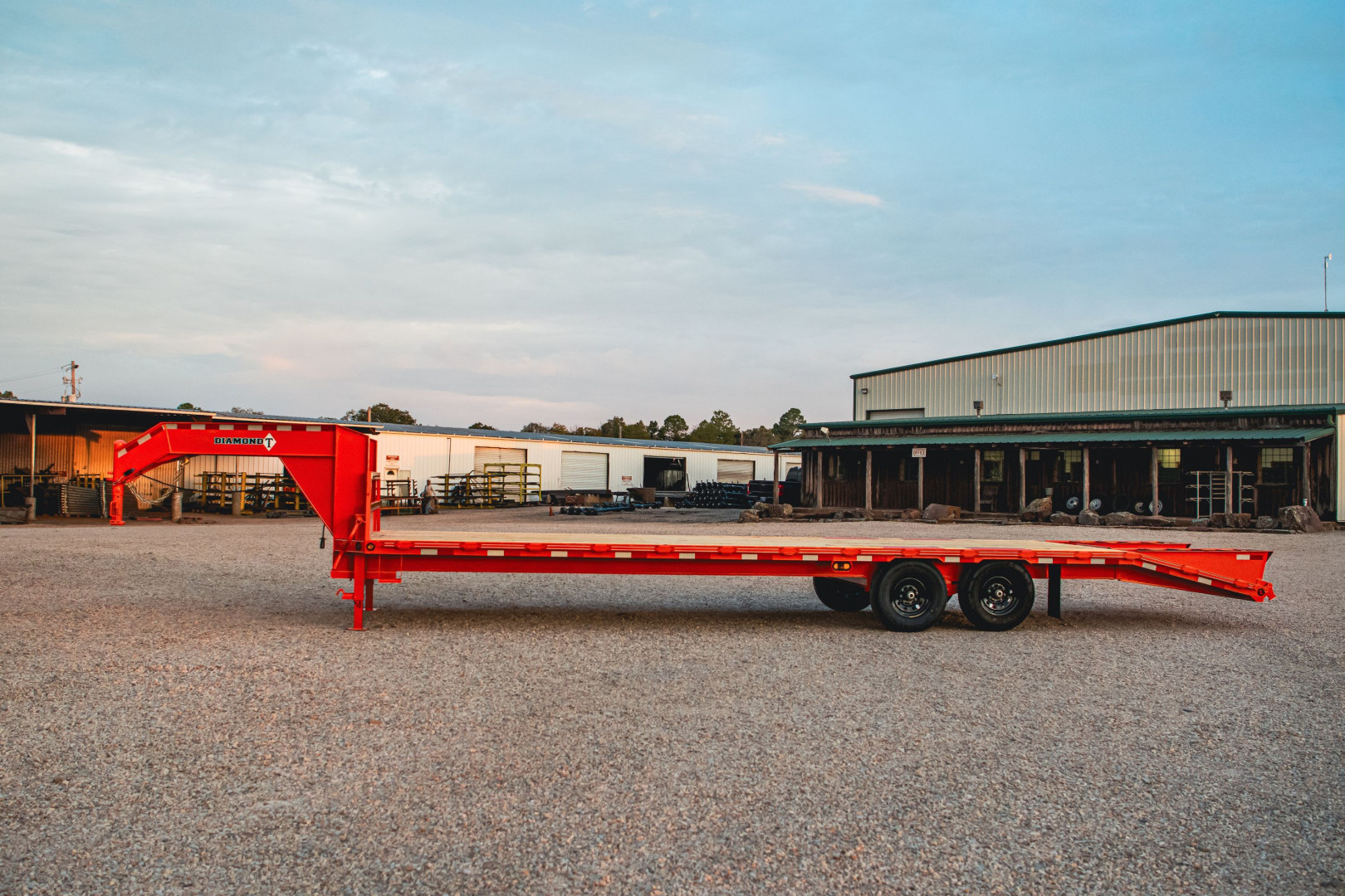 New 2025 Diamond T SWF160 MAXX RAMPS