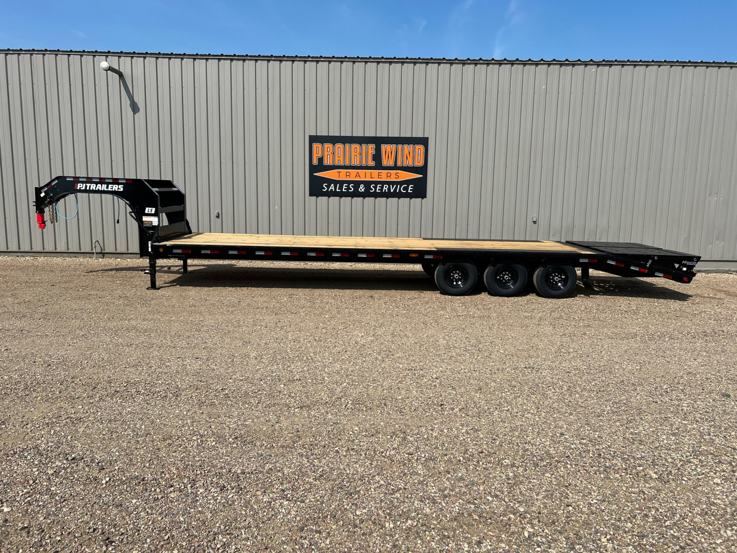 New 2026 PJ Trailers 32 Triple Axle Low Profile LS Gooseneck Trailer