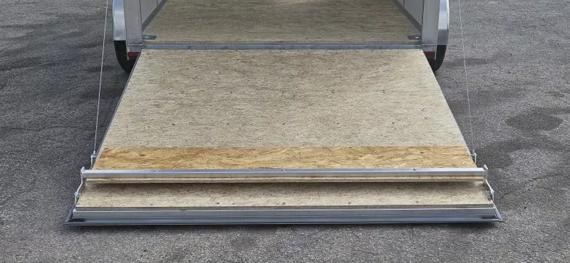 New 7 X 12 CARGO ENCLOSED REAR RAMP DOOR ALUMINUM 2025 LIGHTNING TANDEM ...