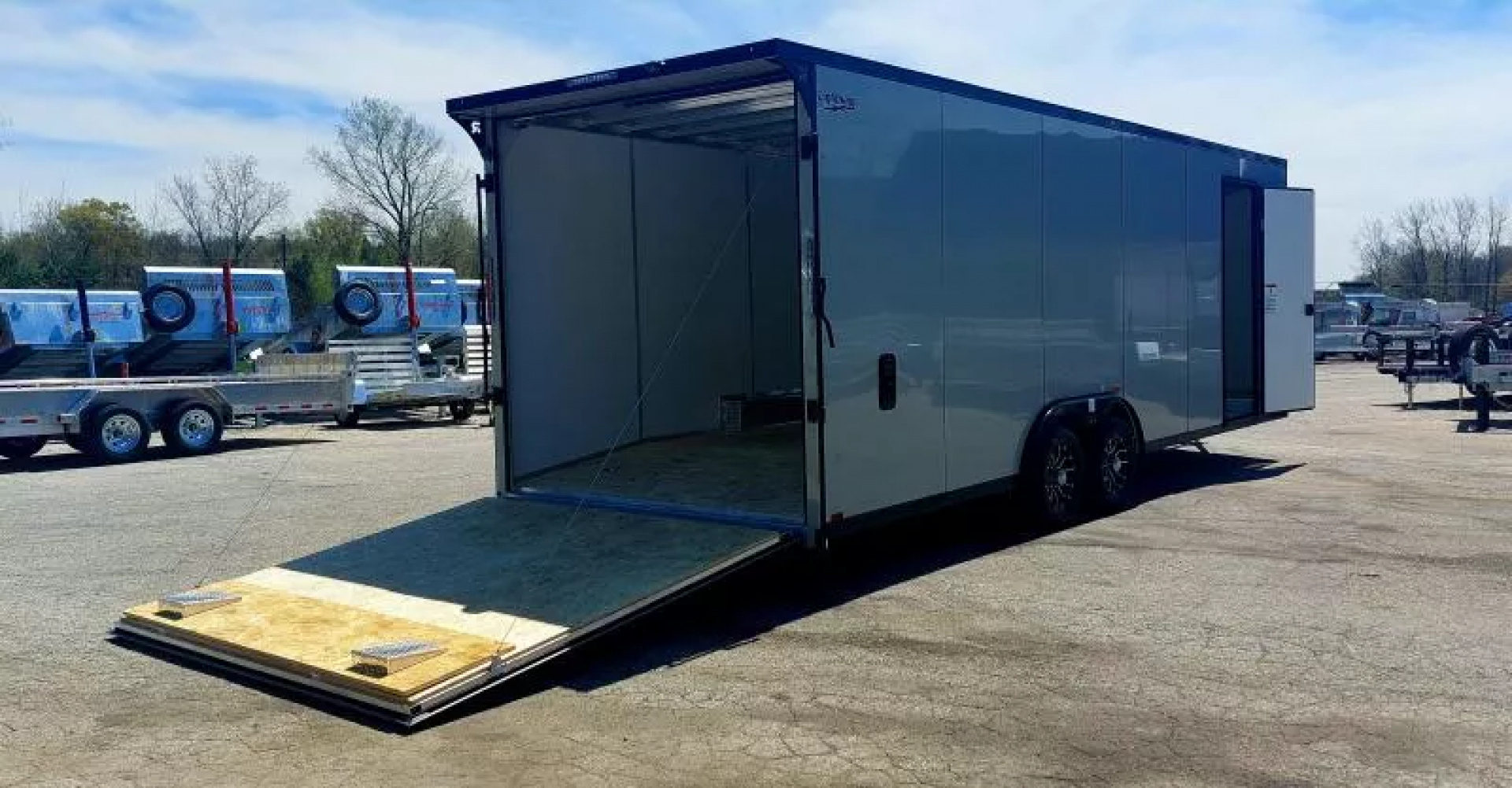 New 8 X 24 CAR HAULER ENCLOSED 24' BOX + 2 ' V-NOSE ALL ALUMINUM BY ...