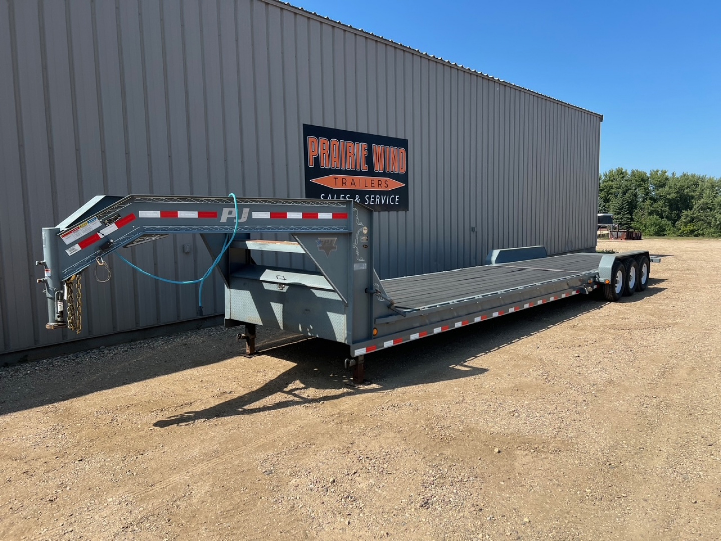 Used 2017 PJ Trailers 36 Tilt Gooseneck Triple Axle T7 Trailer