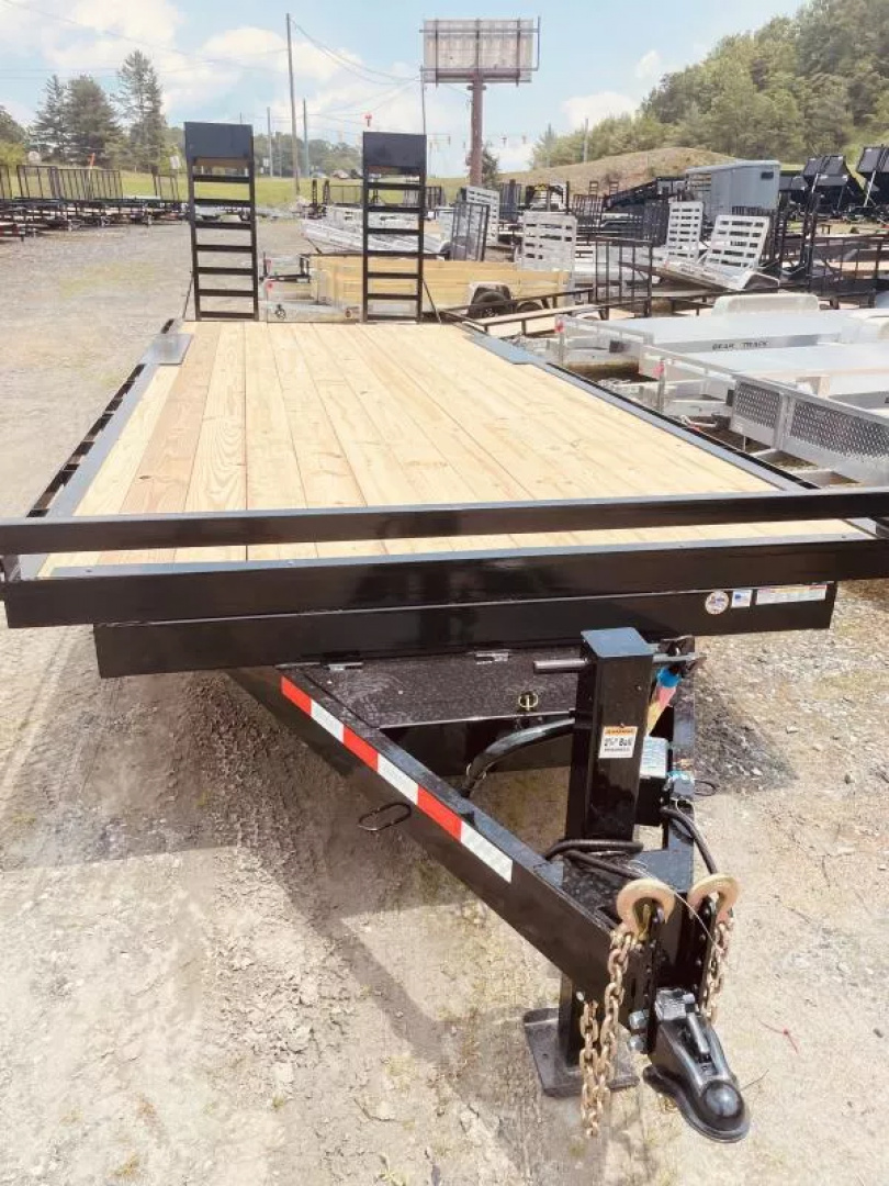 New 2025 Triple Crown Trailers Deckover Equip Trailer Equipment Trailer