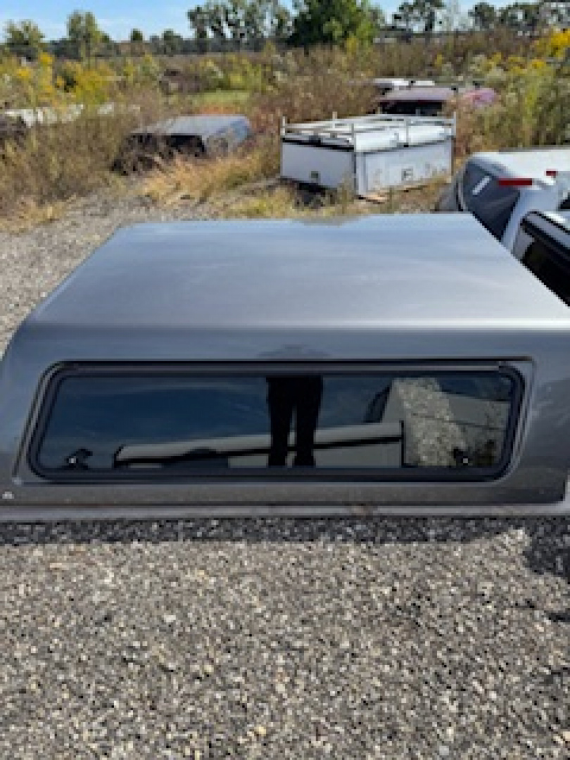 Used 2025 ARE CX Truck Cap