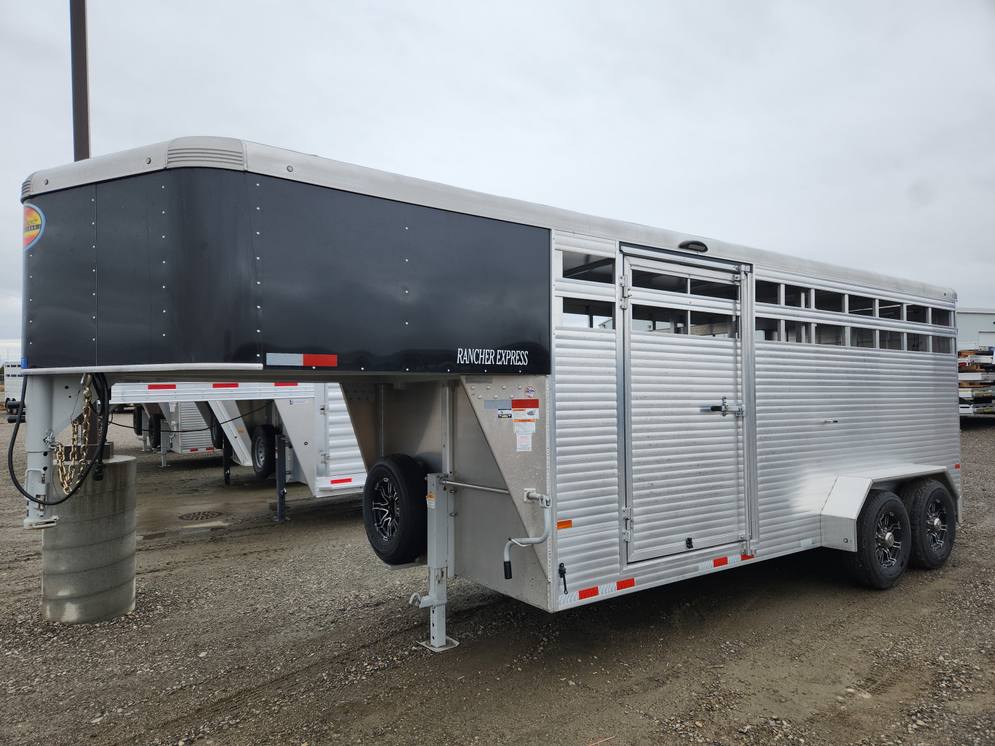 Used 2023 Sundowner Trailers RANCHER EXPRESS STOCK 18' for sale in ...