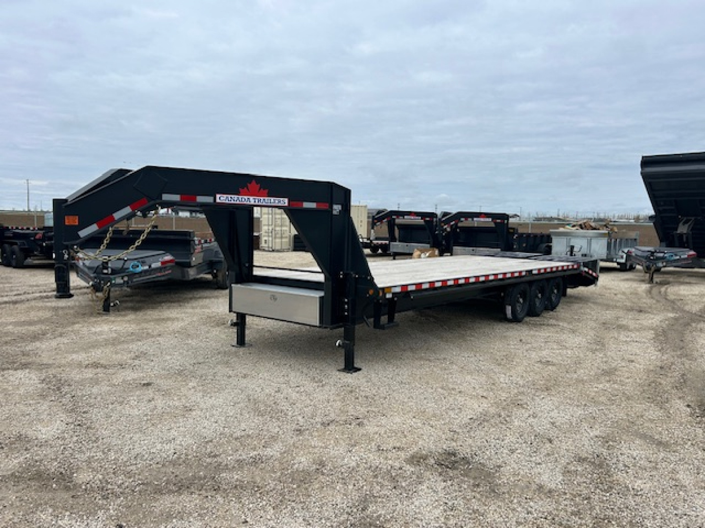 New 2026 Canada Trailers 28ft triple axle Gooseneck for sale in Manitoba,