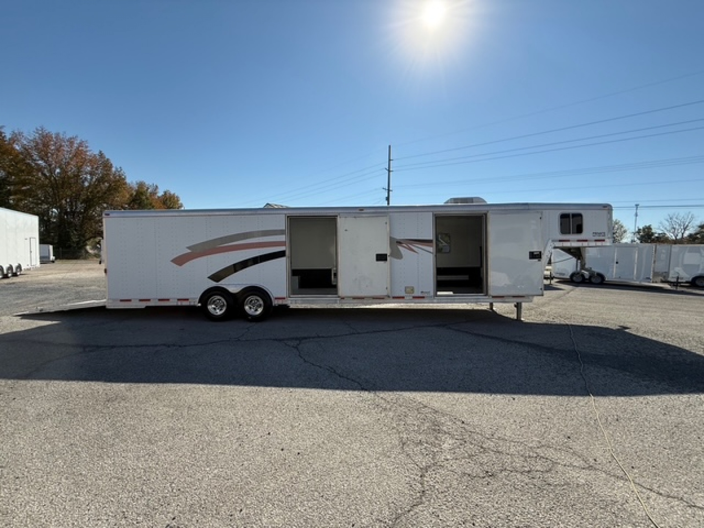 Used 2006 FEATHERLITE 8.5X32 RACE TRAILER for sale in Rogersville, AL
