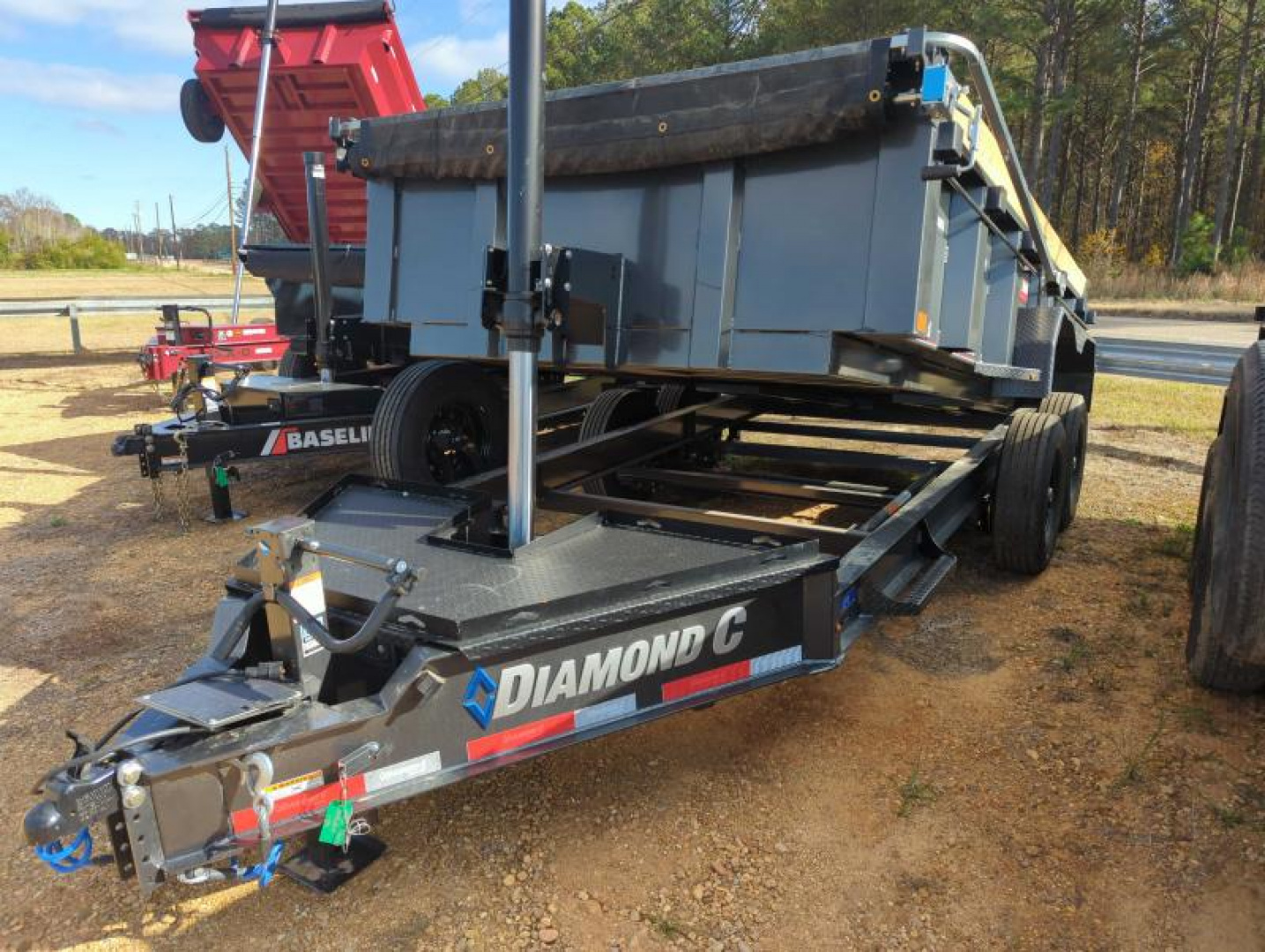 New 2025 Diamond C Trailers LPT207 Dump Trailer for sale in Wetumpka, AL