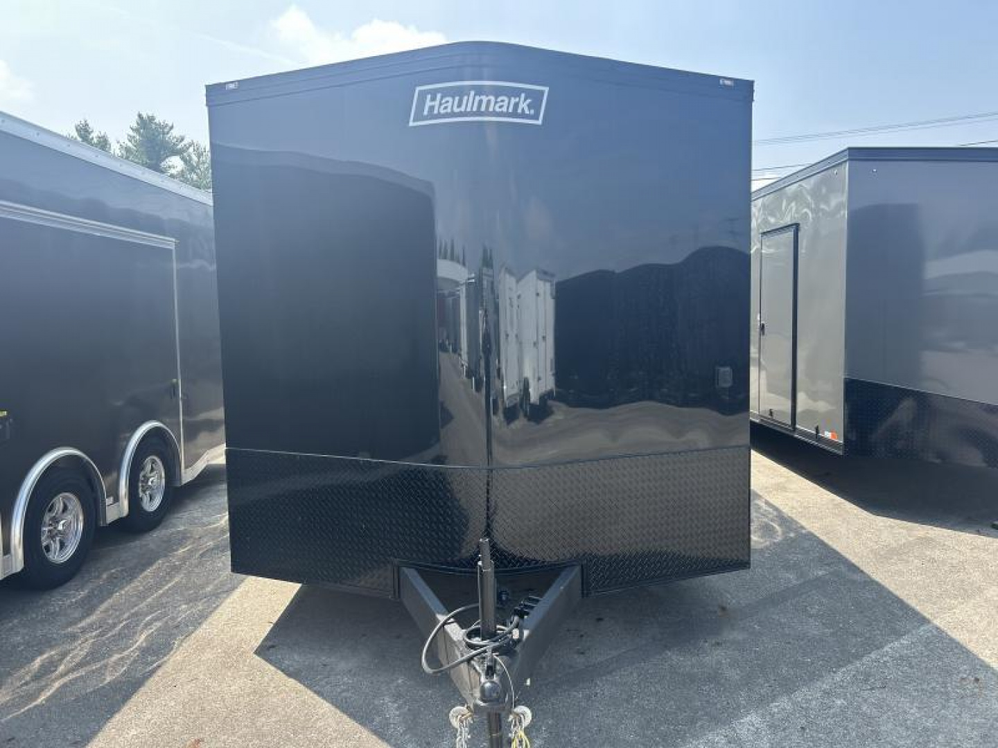 New 2024 Haulmark 24 FT HEAT ENCLOSED CAR HAULER BLACK WITH BLACK OUT ...